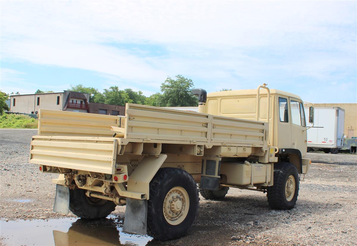 LMTV M1078 2 1/2 Ton Cargo Truck